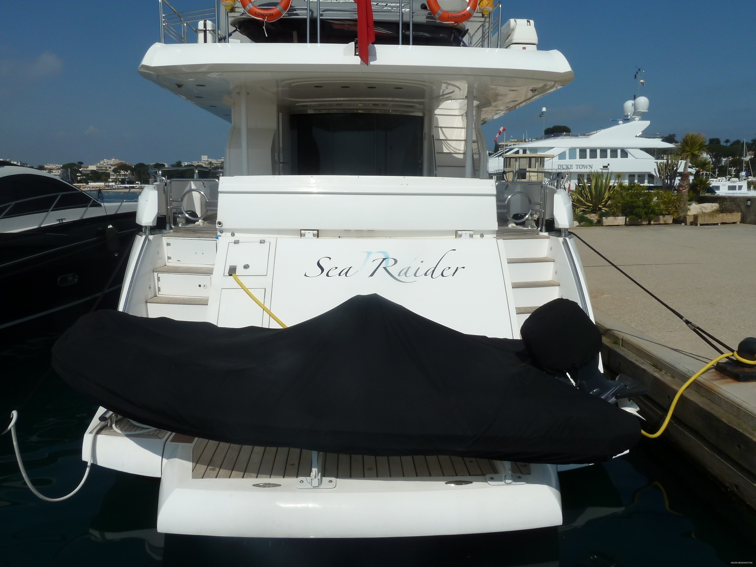Yacht SEA RAIDER IV, Sunseeker International | CHARTERWORLD Luxury ...